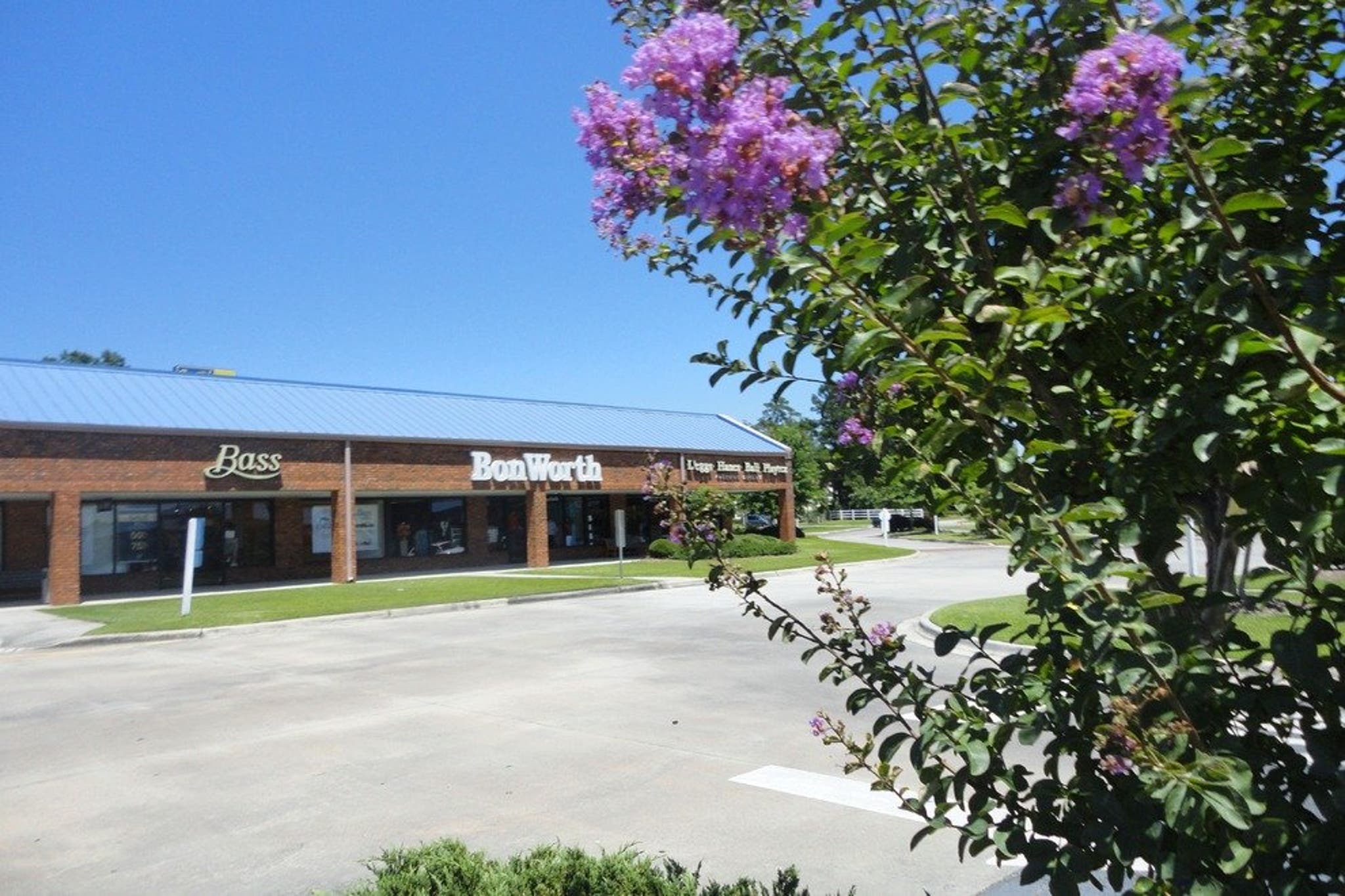 The 10 best malls and shopping centers in Savannah, ranked