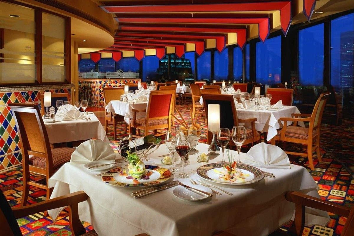 I Get Around: Revolving Restaurants Across North America