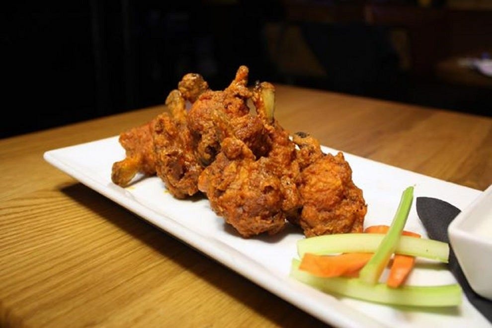 bar_54_990x660.jpg