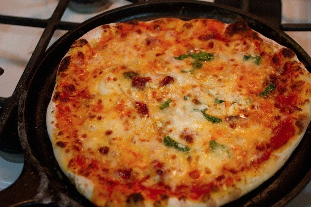 p-pizza_54_990x660.jpg