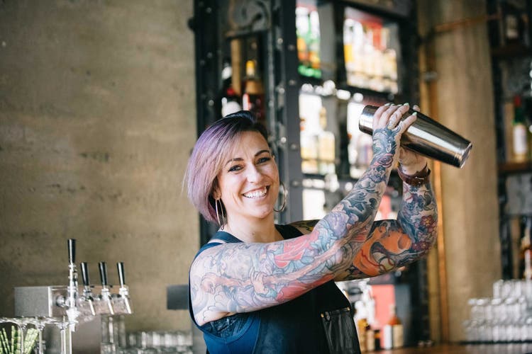 10 best cocktail bars, according to a world champion bartender