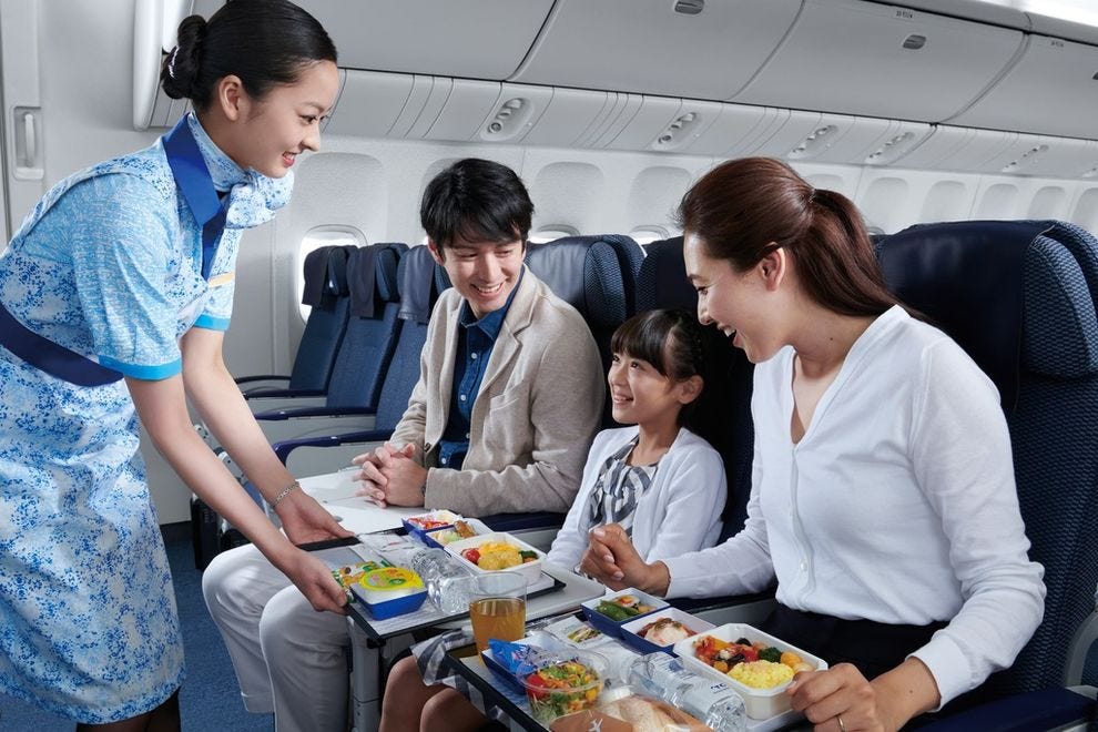 Best Cabin Crew Winners (2019) | USA TODAY 10Best