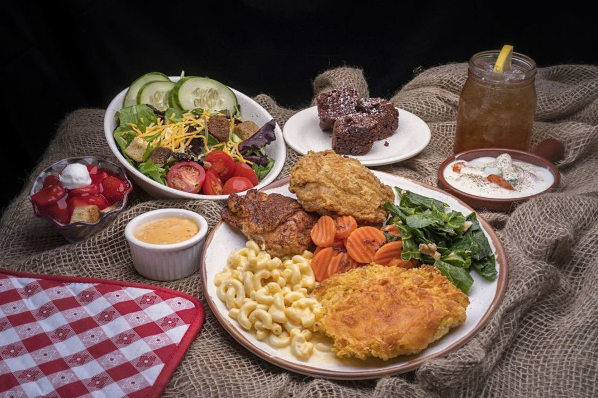 Don't miss the top-notch food at these 10 theme park restaurants