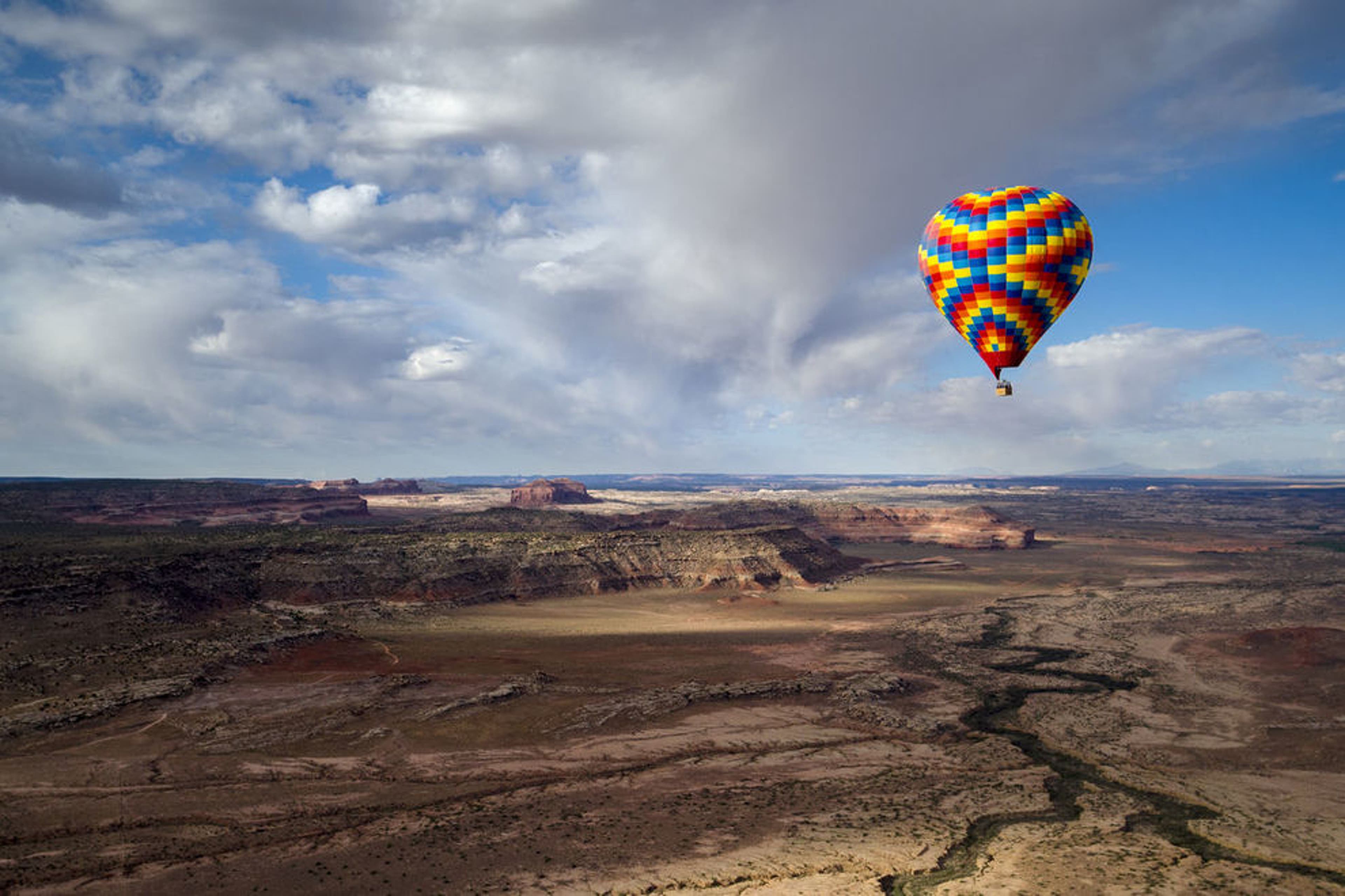 Canyonlands Ballooning