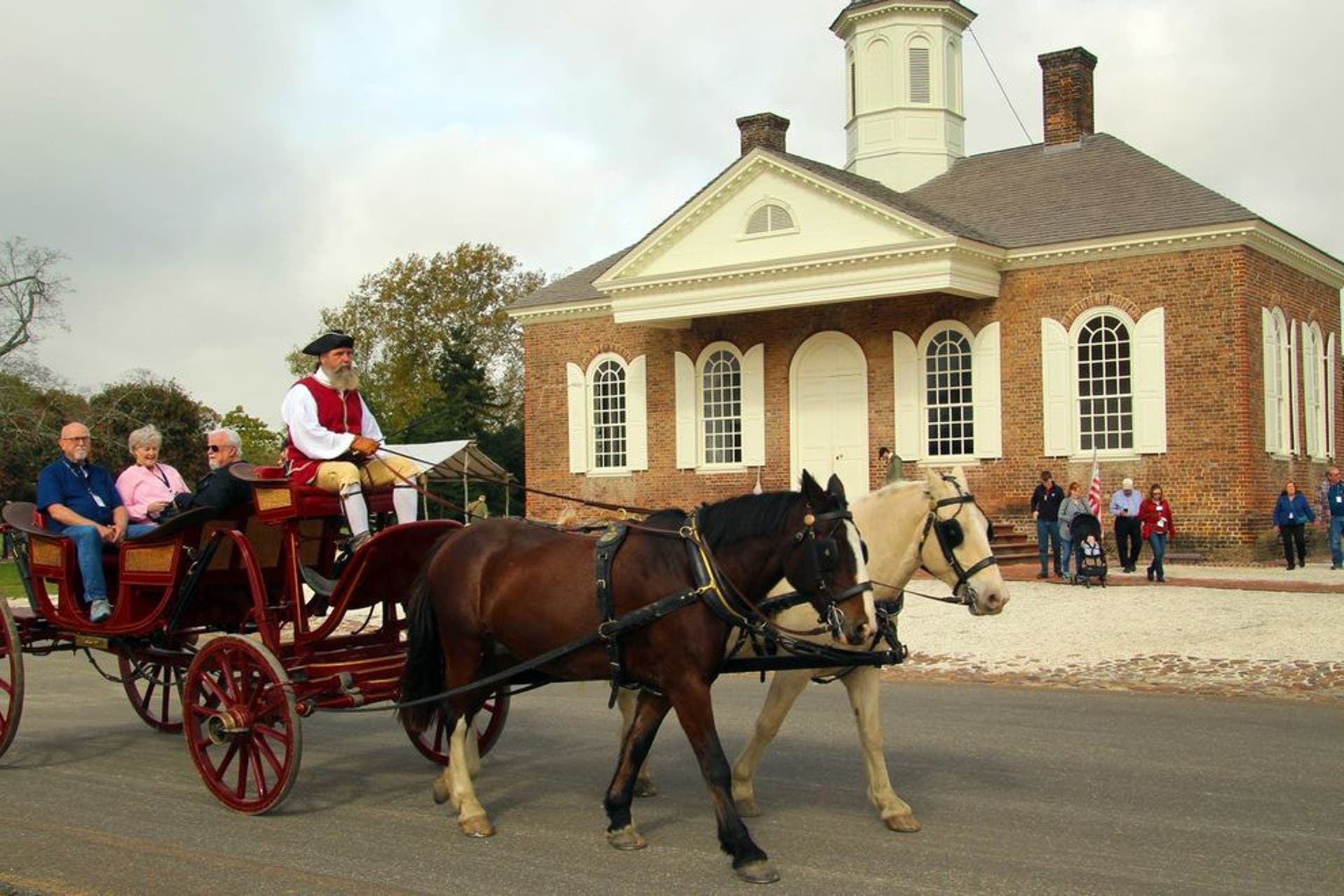 See Colonial Williamsburg, Virginia on this virtual tour
