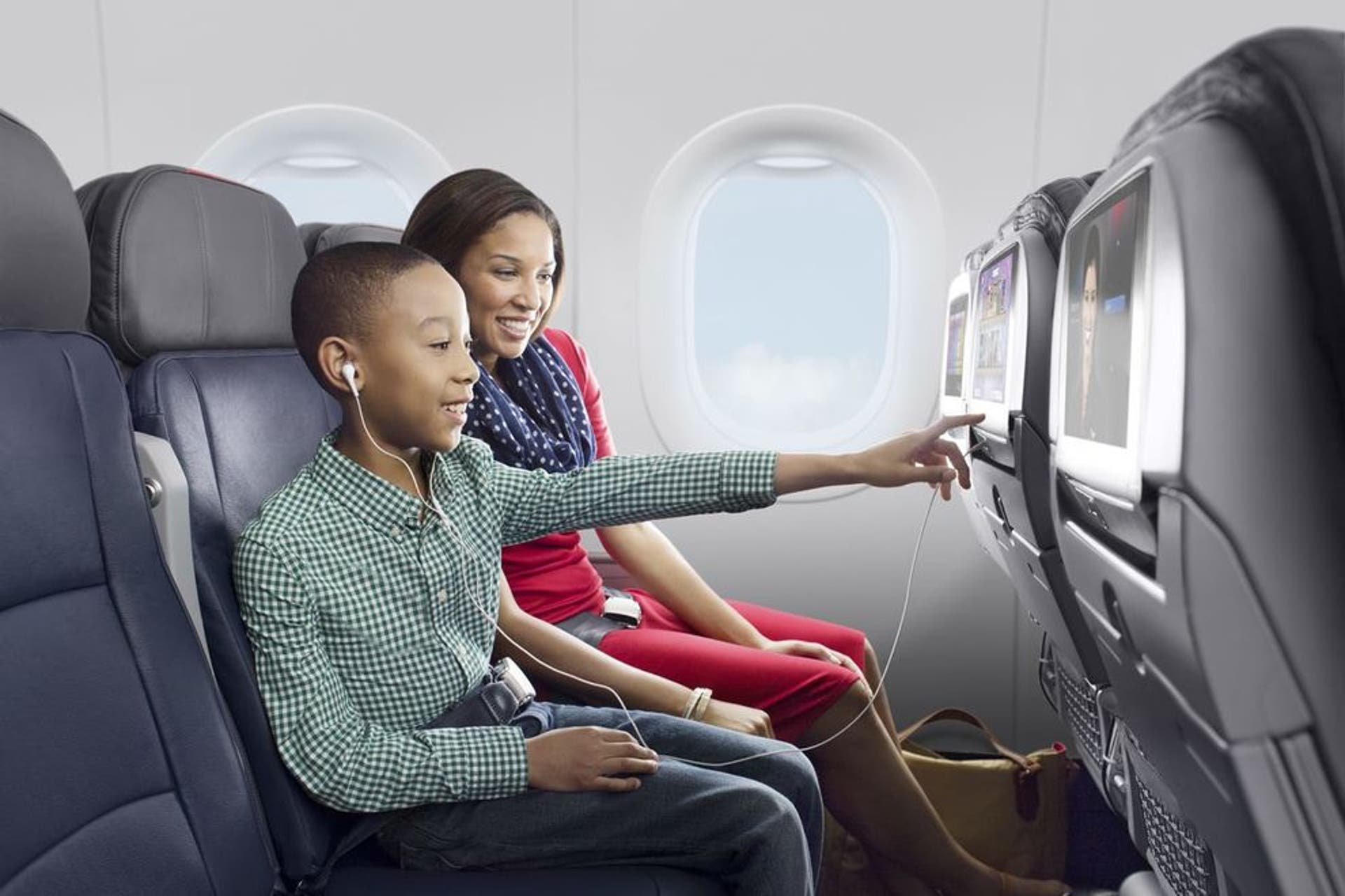 10 airlines with the best economy class, according to readers