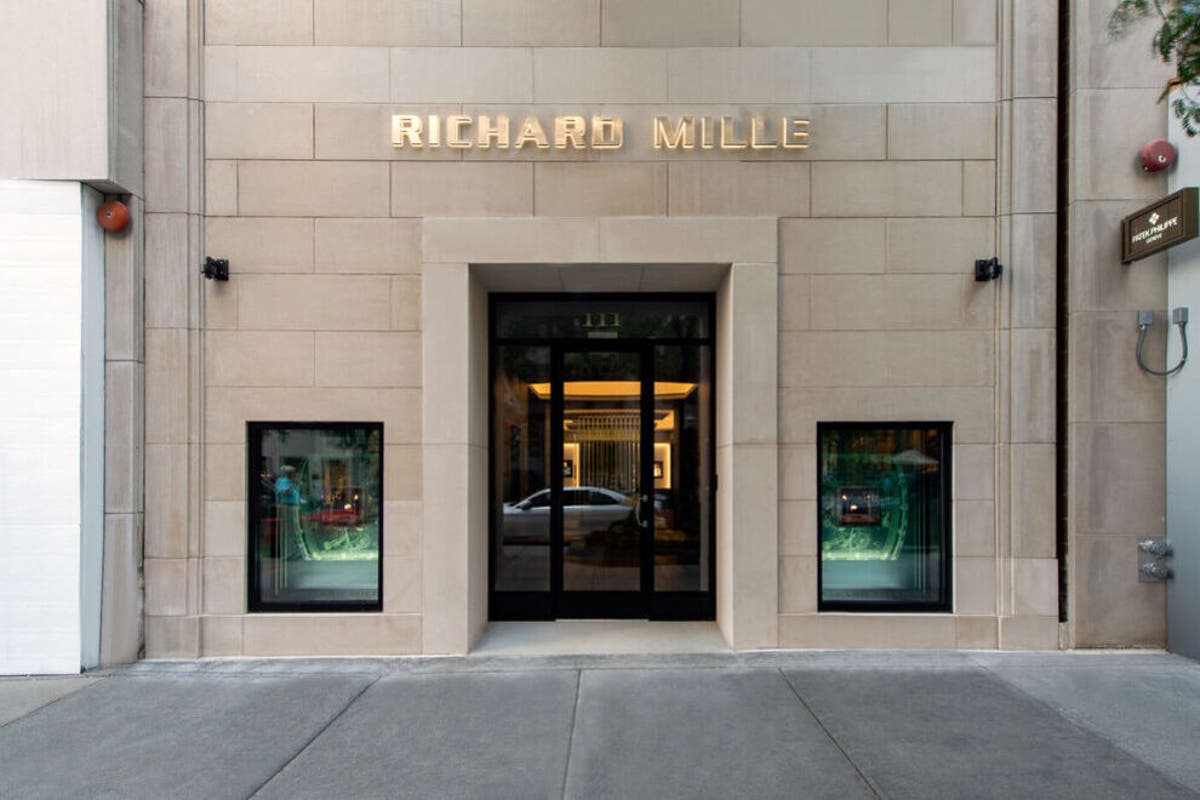 10 best places to shop in Chicago, ranked by local shopping expert