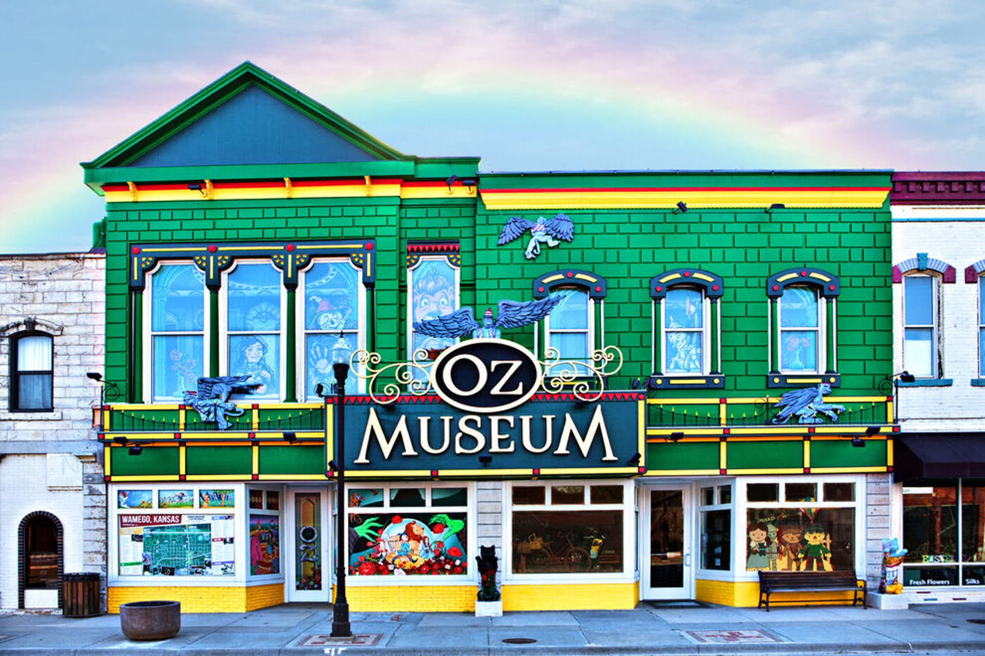 10 best pop culture museums for fans of movies, music, and more