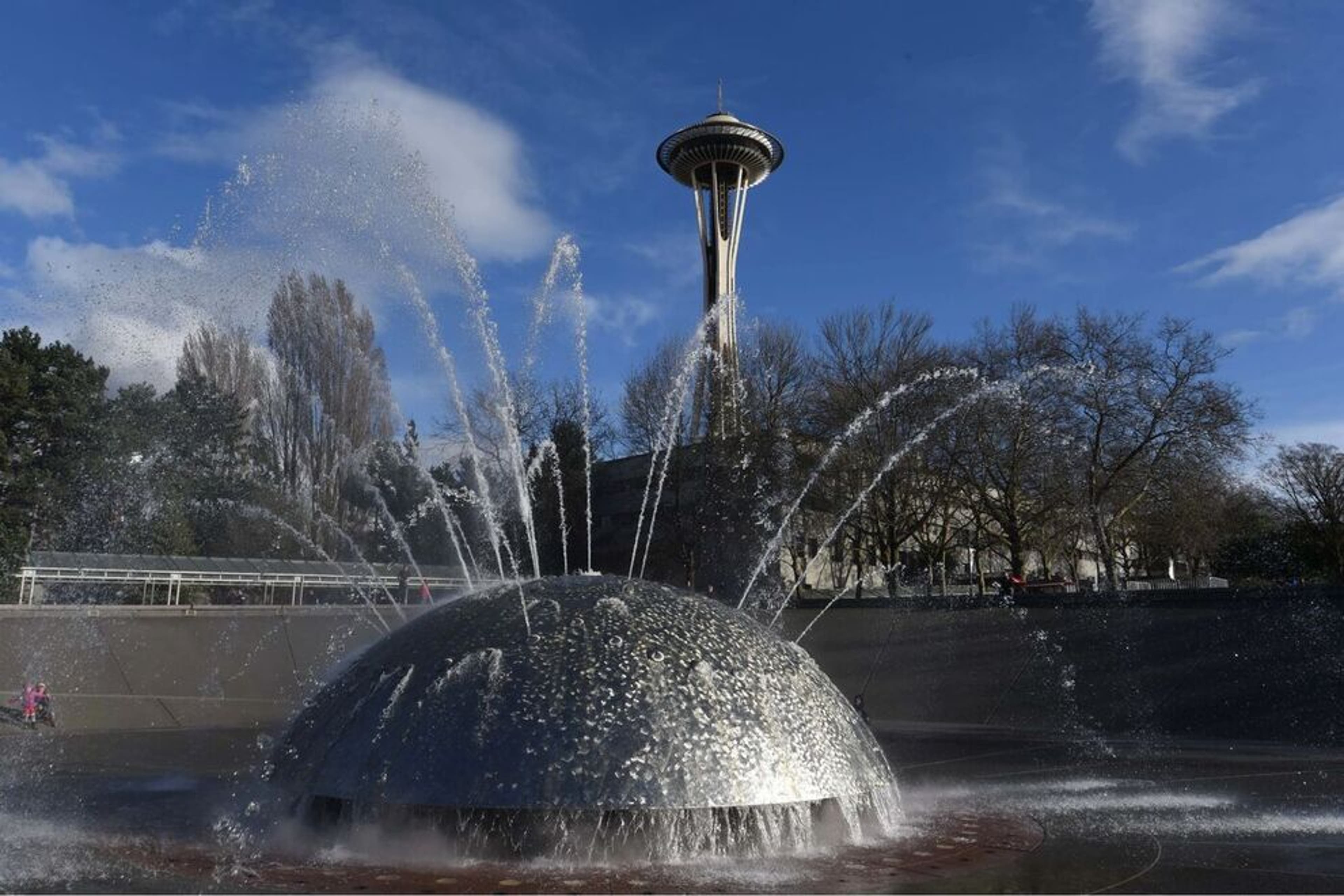 10 must-visit attractions and things to do in Seattle