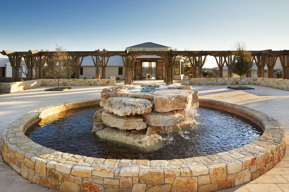 将Miraval Austin Resort & Spa投票为2023年最佳水疗酒店