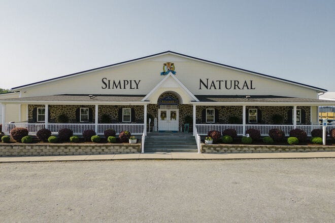 投票给Simply Natural Creamery作为2023年最佳冰淇淋店