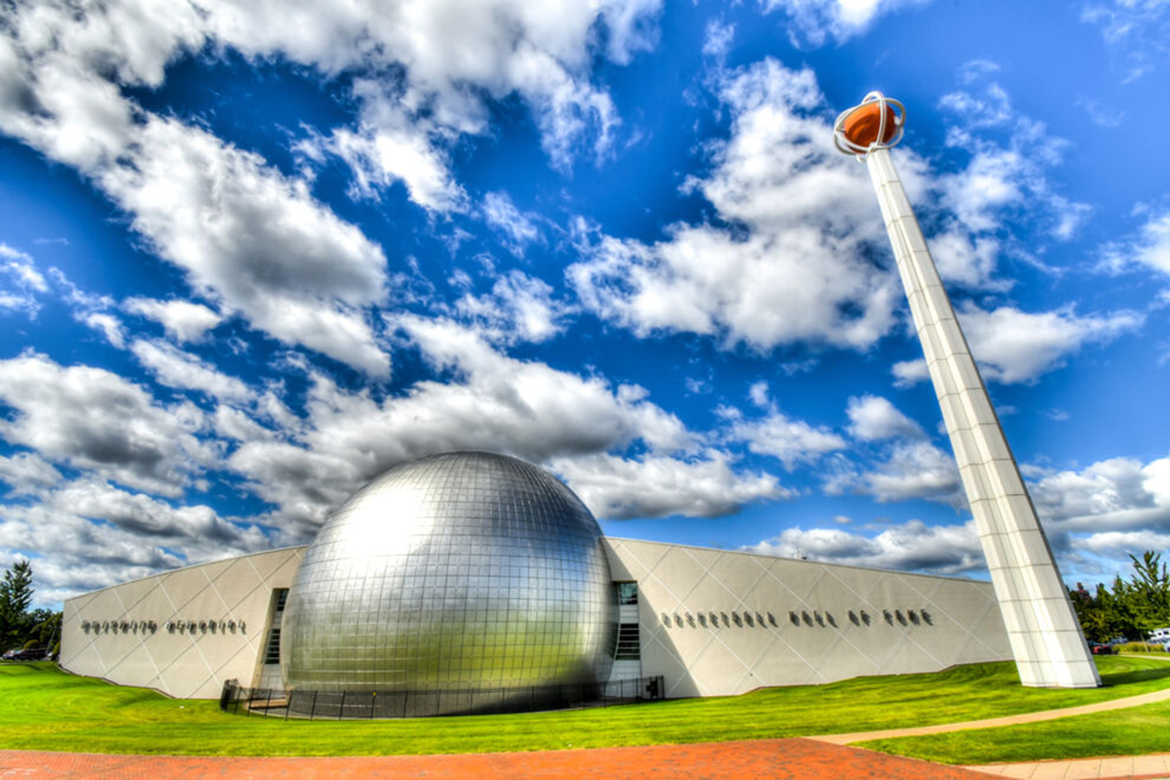 Naismith Basketball Hall of Fame: 2025 USA TODAY 10BEST Readers' Choice ...