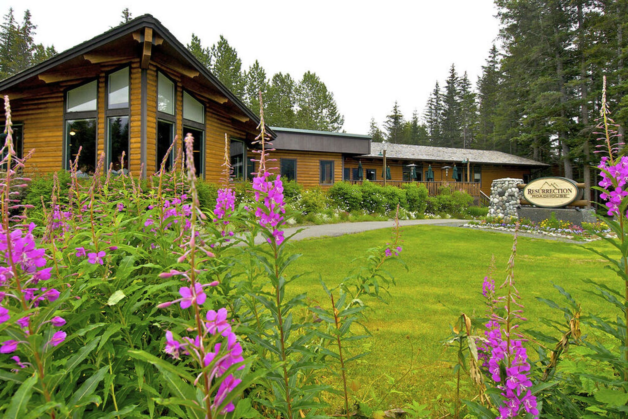 Head to Kenai Fjords National Park for the perfect Alaskan adventure