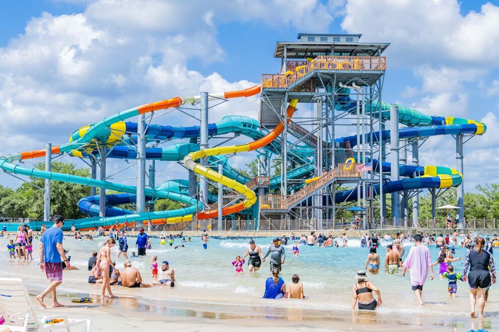 10 best wave pools at water parks across the US