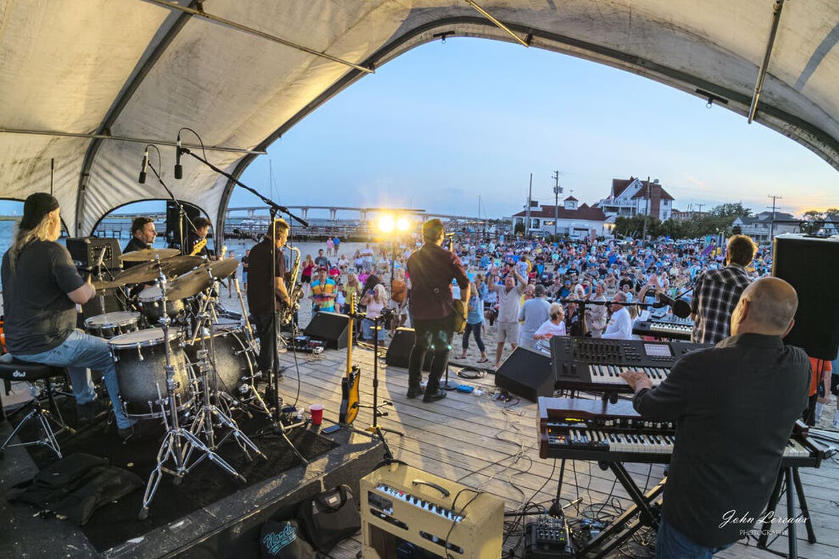 10 best outdoor concert series to attend this summer
