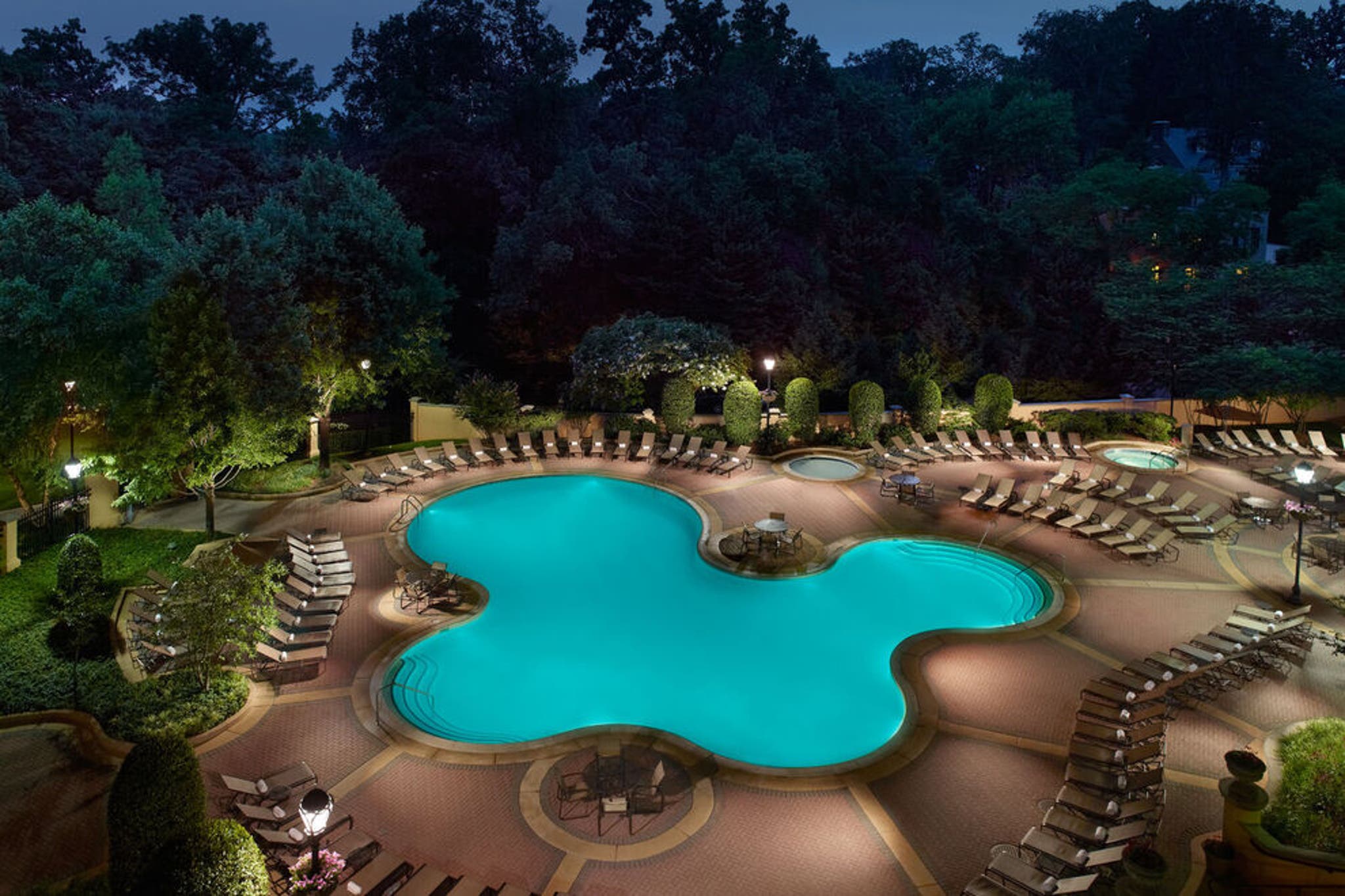 Make a splash: Unveiling the nation's 10 best hotel pools