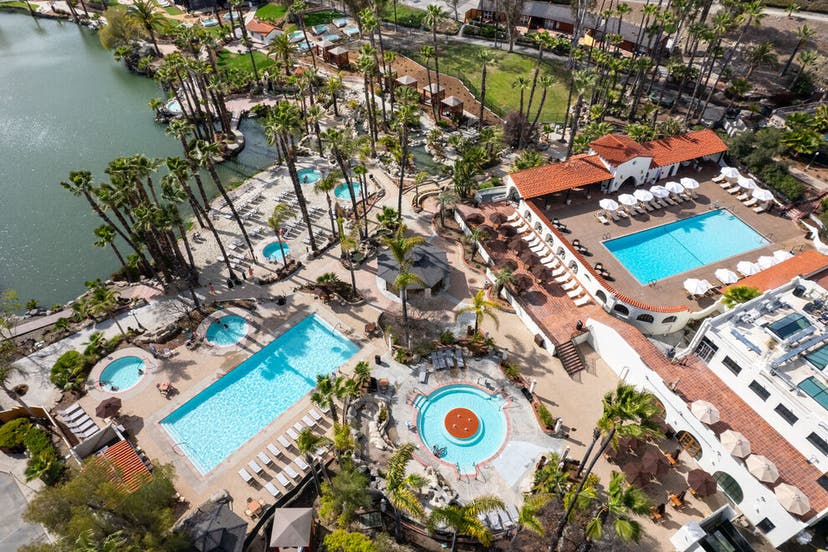 10 best destination resorts in the United States