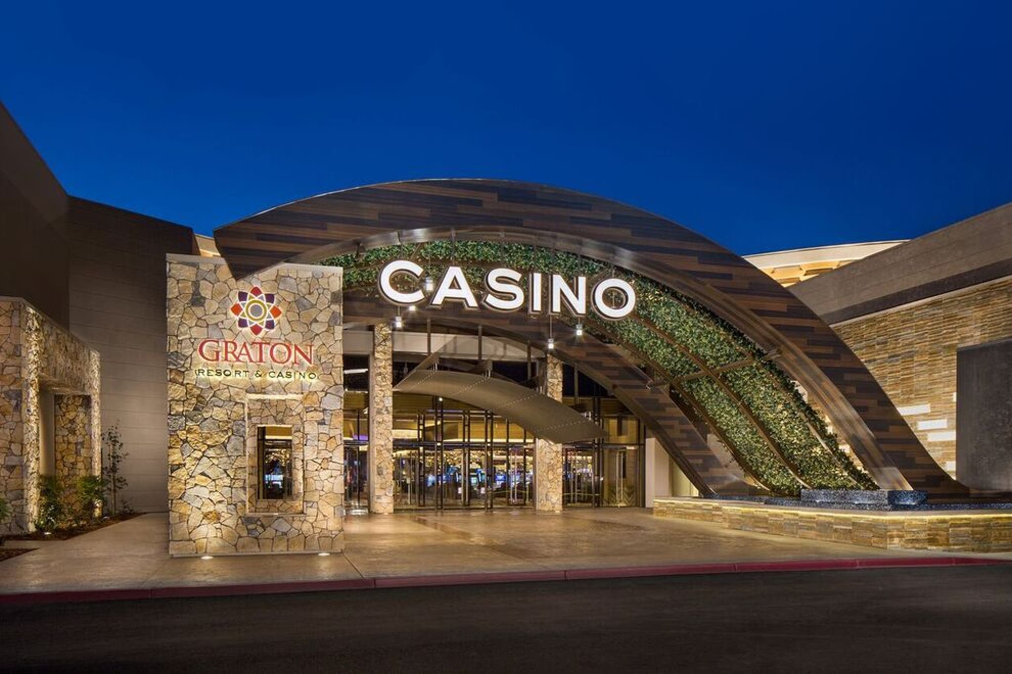 10 best casino hotels in the US offer more than just gaming