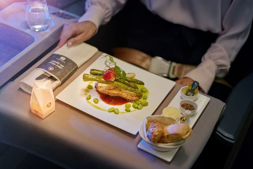Airplane food done right: 10 best airlines for inflight food
