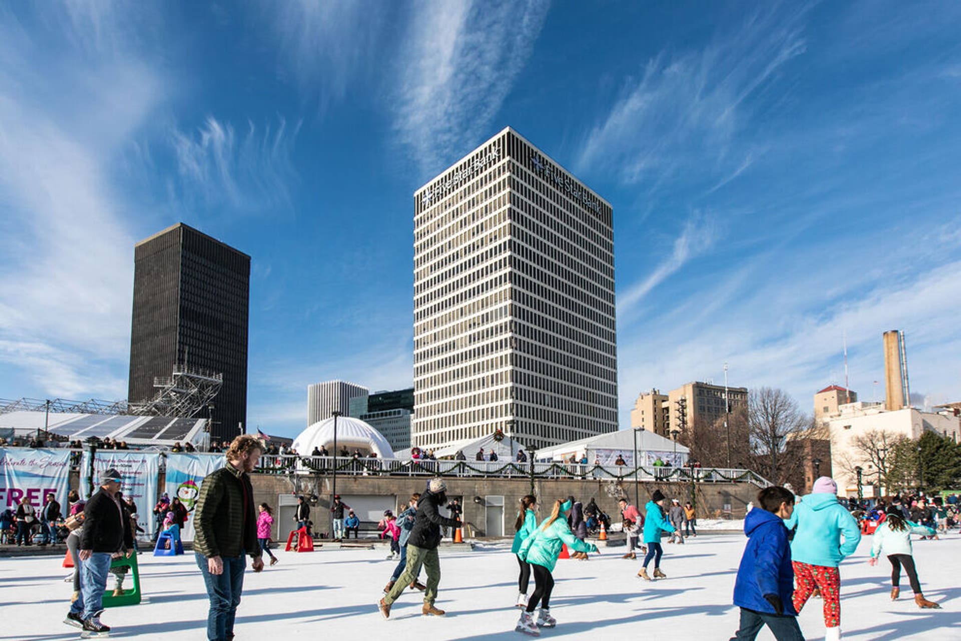 10 best ice skating rinks in the US you need to visit this winter