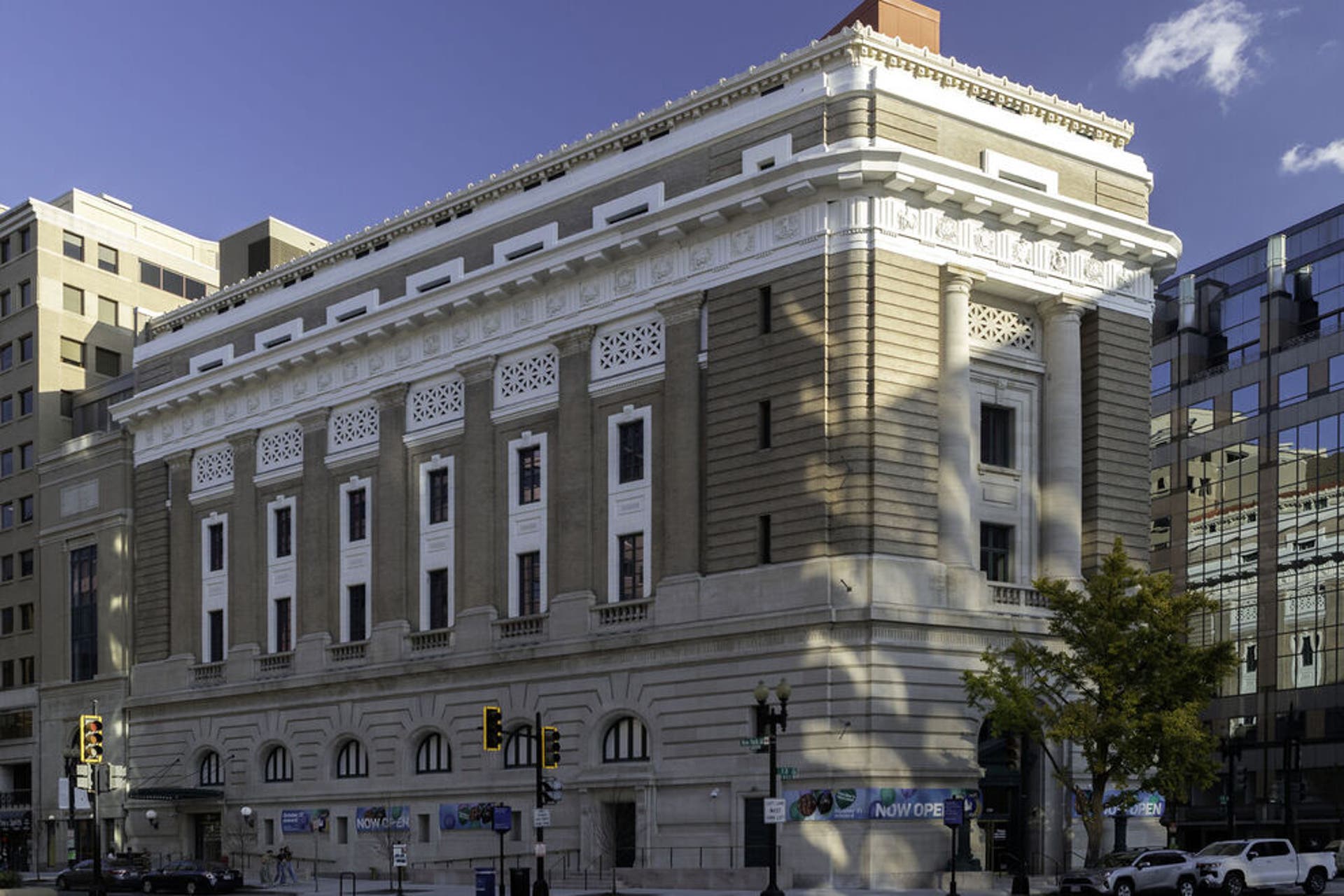 National Museum of Women in the Arts
