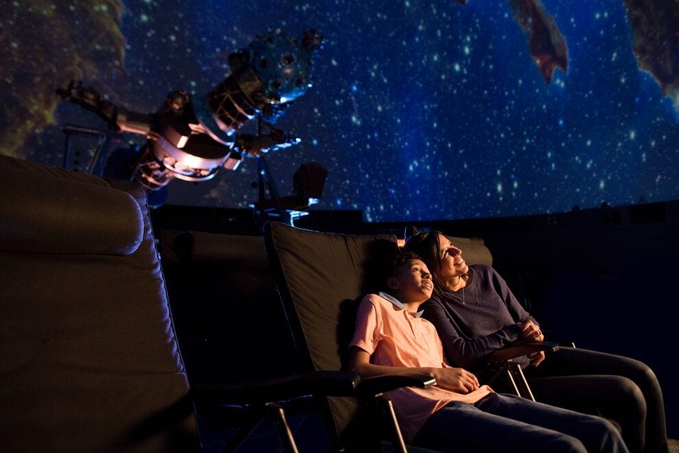 Strasenburgh Planetarium at Rochester Museum & Science Center: 2025 USA ...