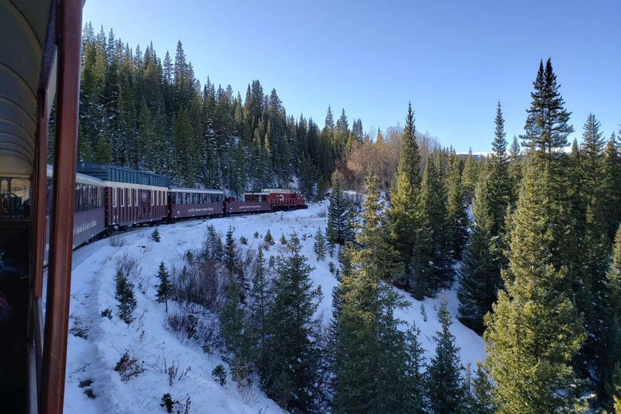 All aboard! 10 breathtaking winter train travel rides in North America