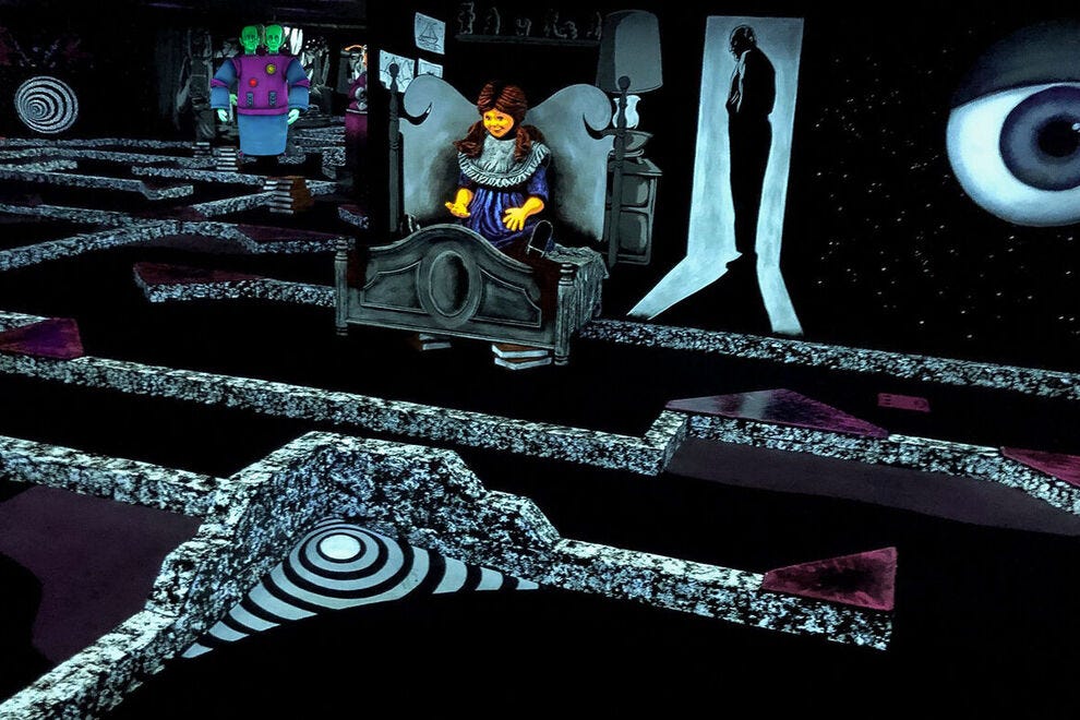 Twilight Zone Mini Golf