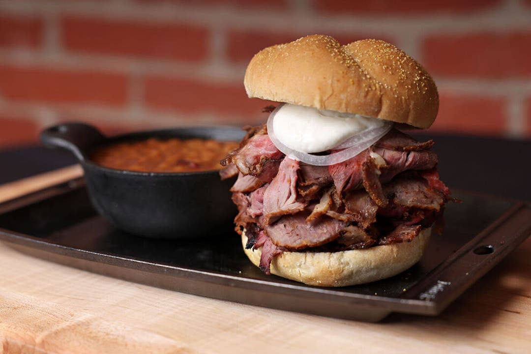 Pitch-perfect plates: Top 10 MLB stadiums for food lovers