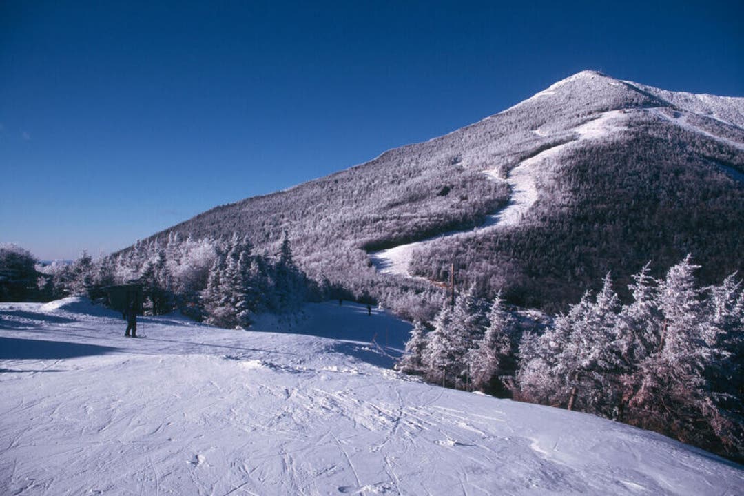 Go solo on the slopes at these 10 ski resorts great for singles