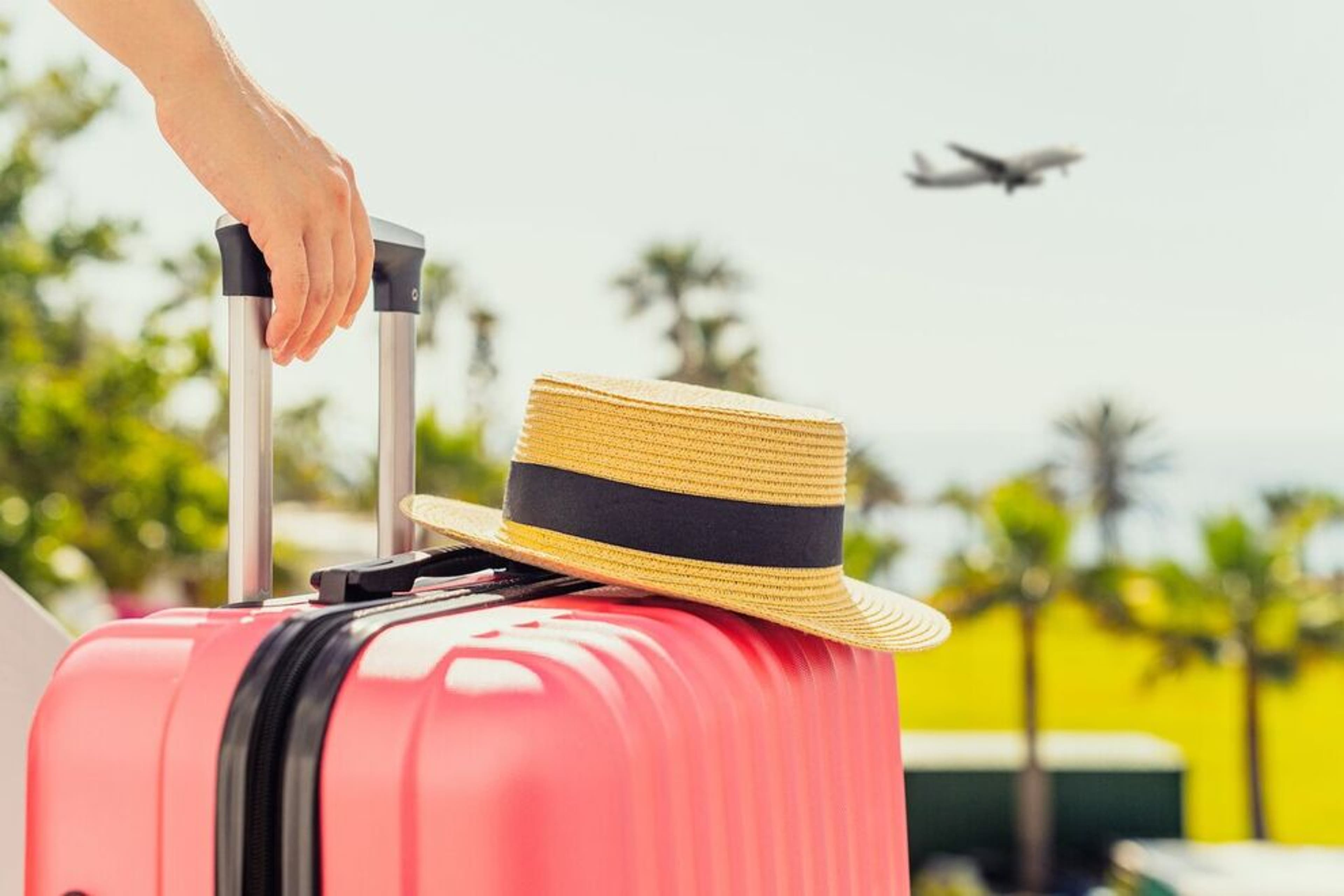 Cheap summer flights: Try these 10 tactics to pay less when you fly