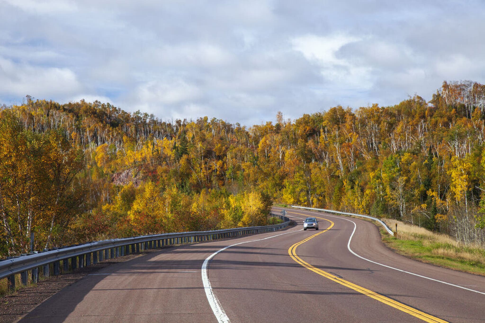 Take the scenic route: 10 best scenic drives in the US