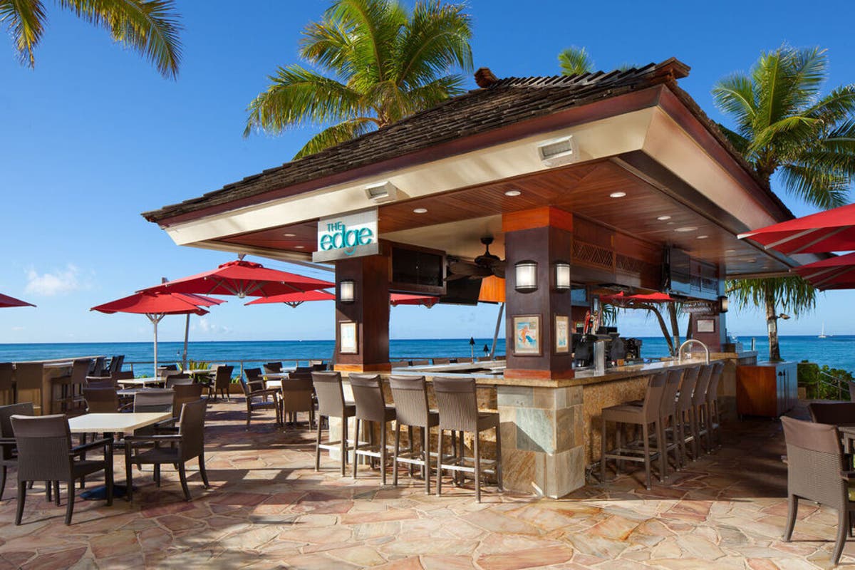 10 best beach bars in the US for great drinks and gorgeous views