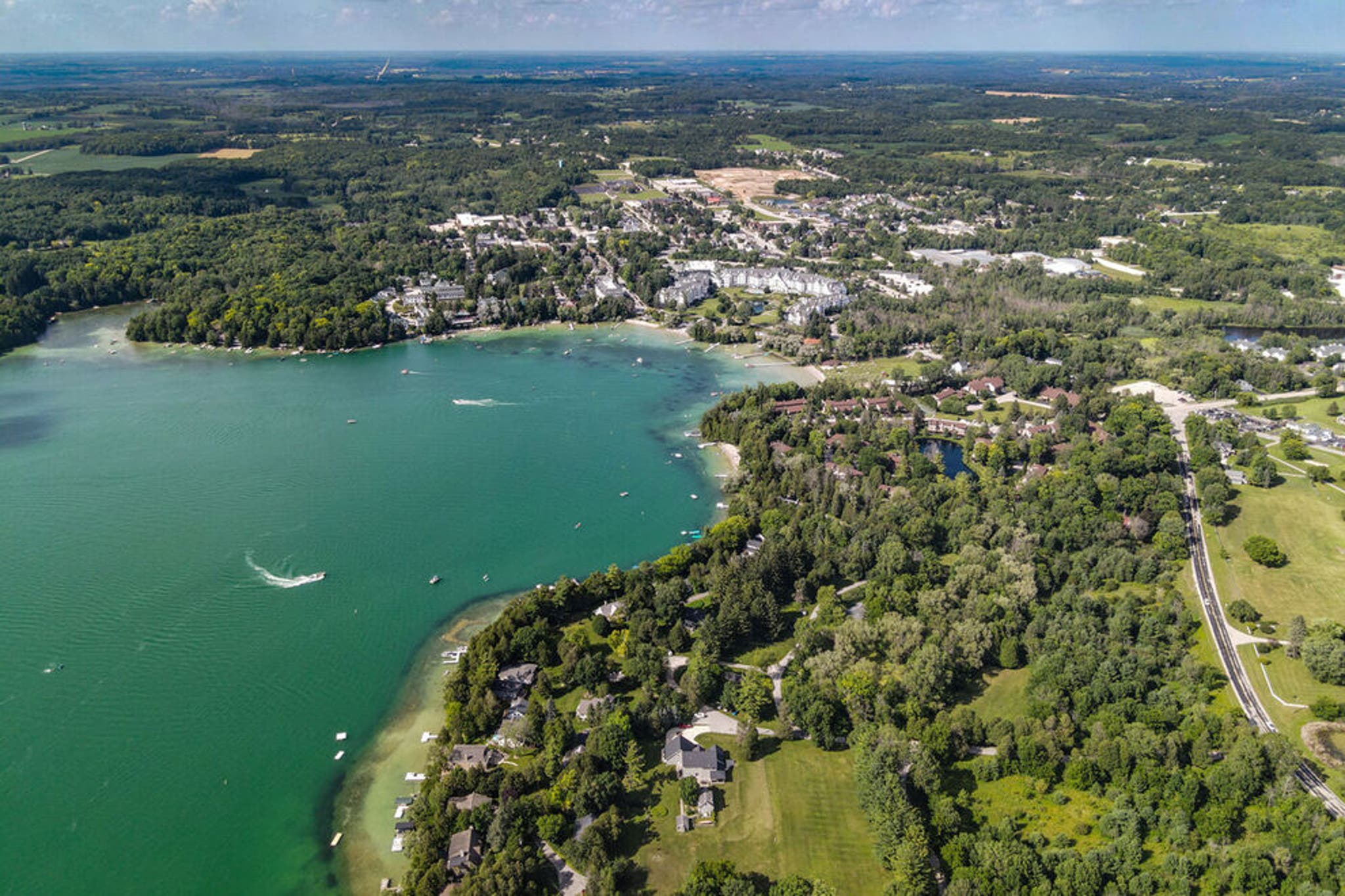 Explore the 10 best lakes in the United States for your next vacation