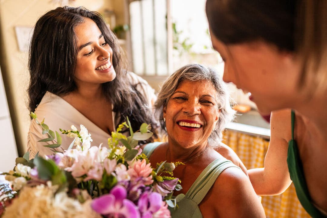 A 10BEST guide: 10 Mother's Day gift ideas for 2025