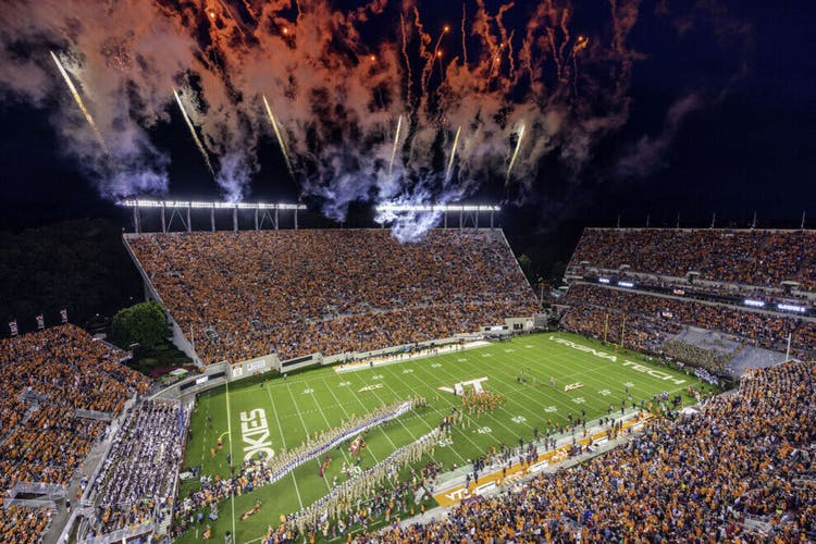 Top 10 college sports traditions you need to experience