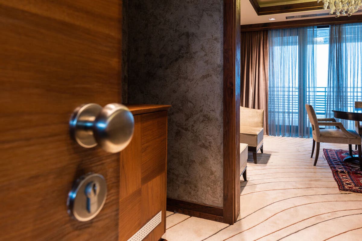 10 best extended stay hotel brands in the US for long-term trips