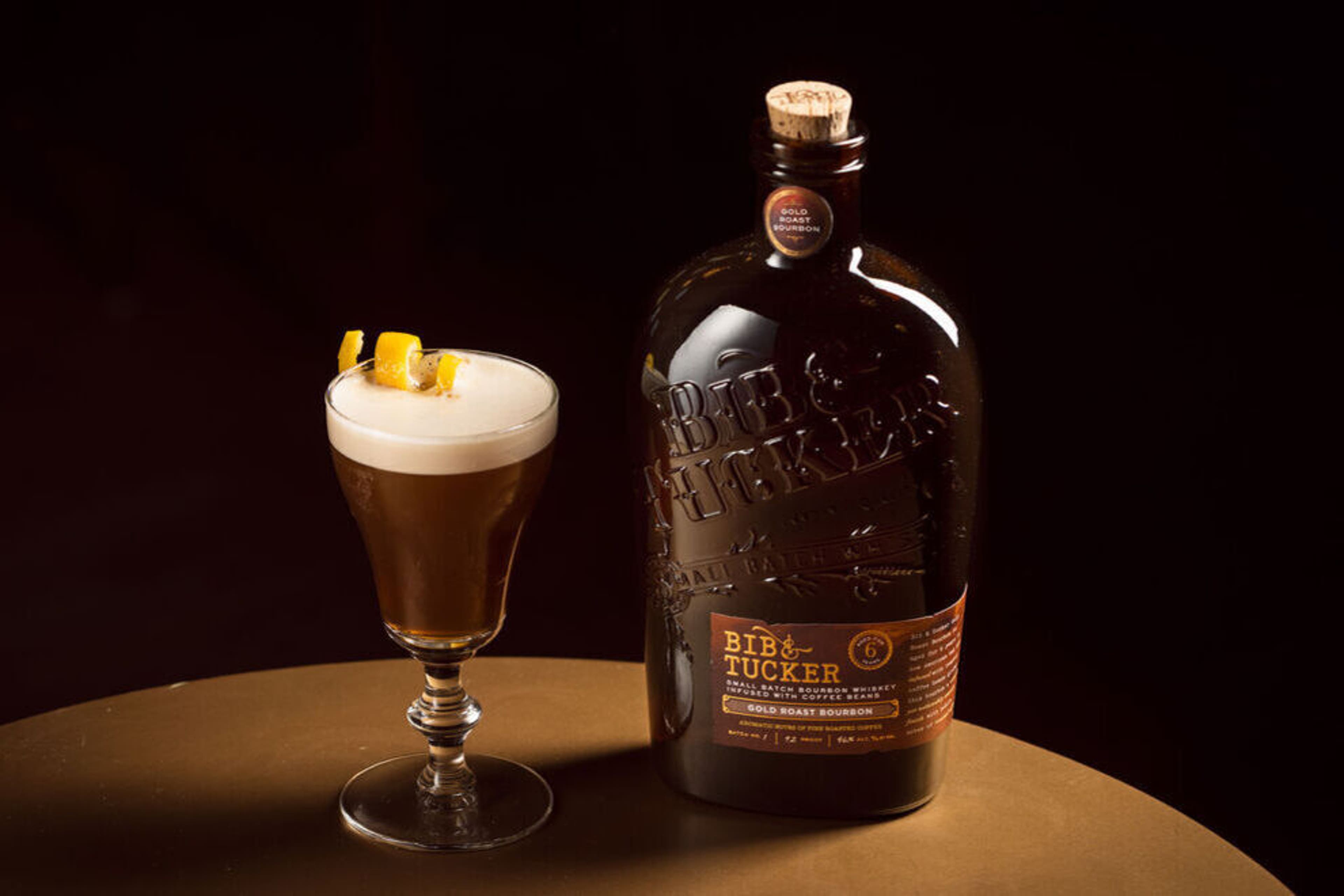5 easy bourbon cocktail recipes to ring in the fall