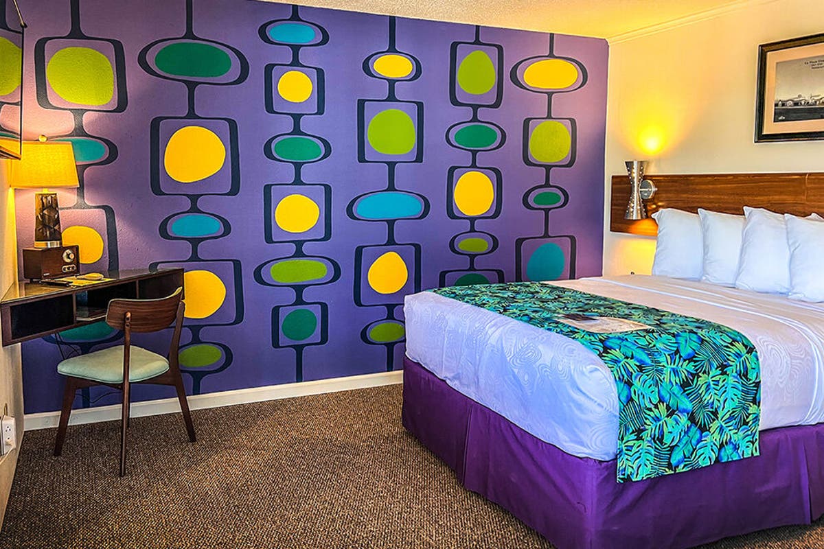 Route 66 road trip guide to roadside motels and historic hotels