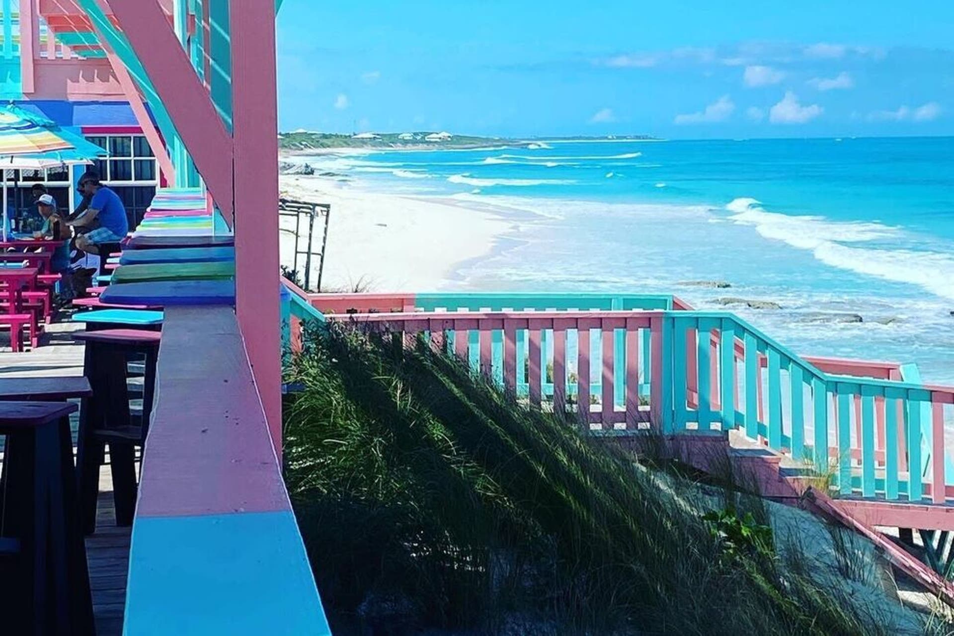 10 best Caribbean beach bars for amazing drinks and views