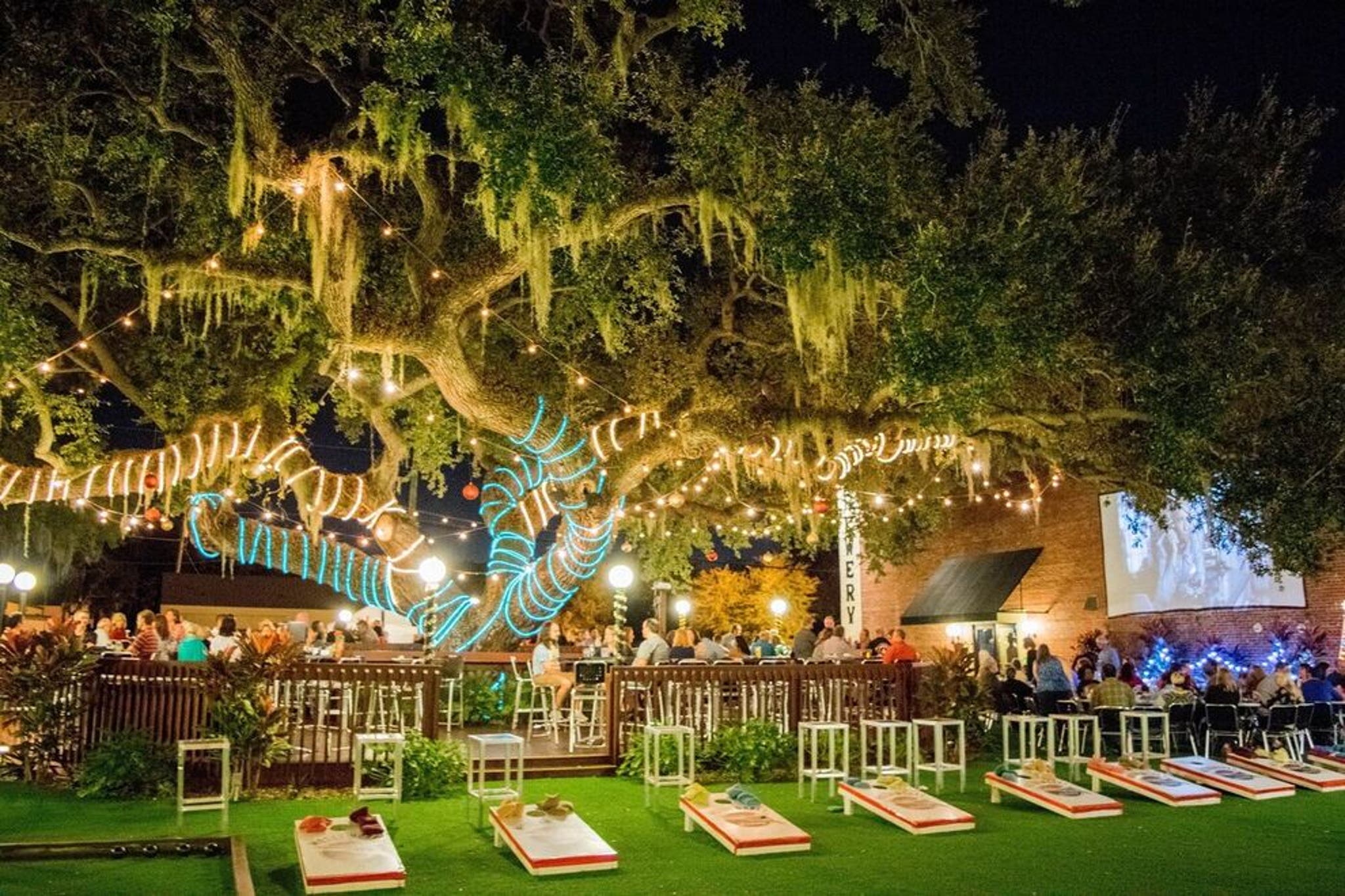 10 best beer gardens in the US where you can quench your thirst