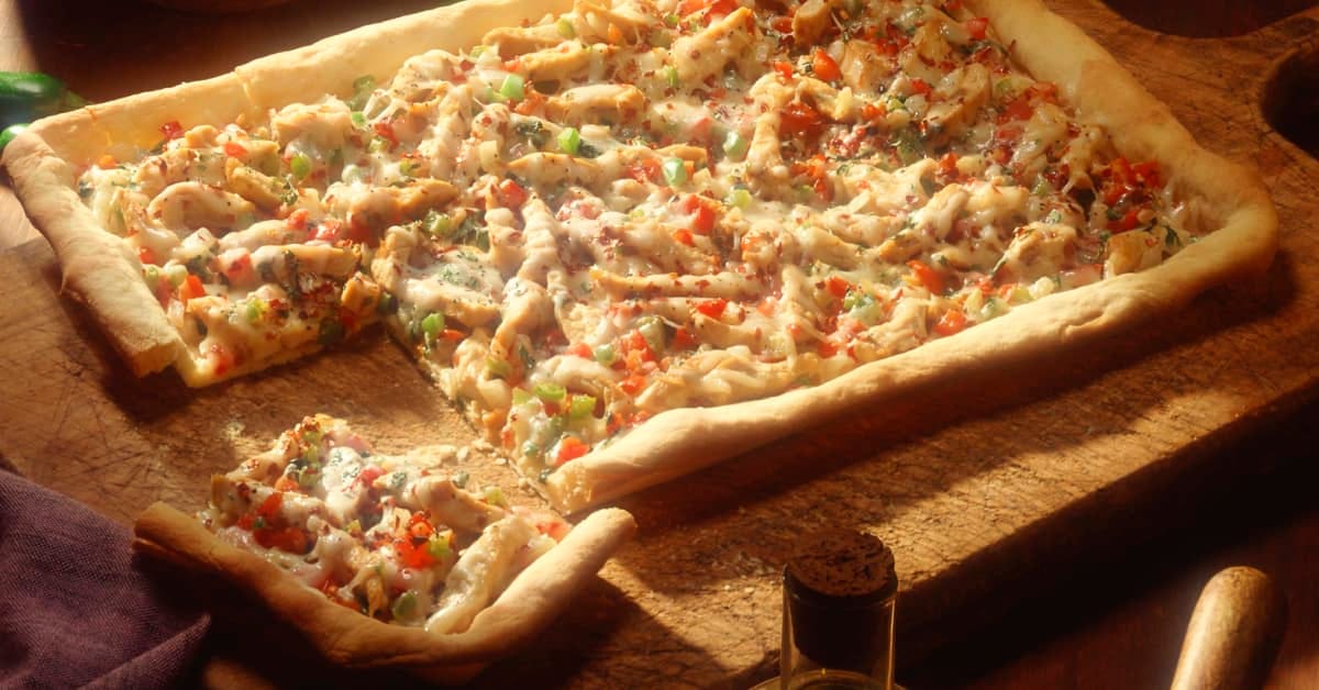10 unique styles of pizza across the United States